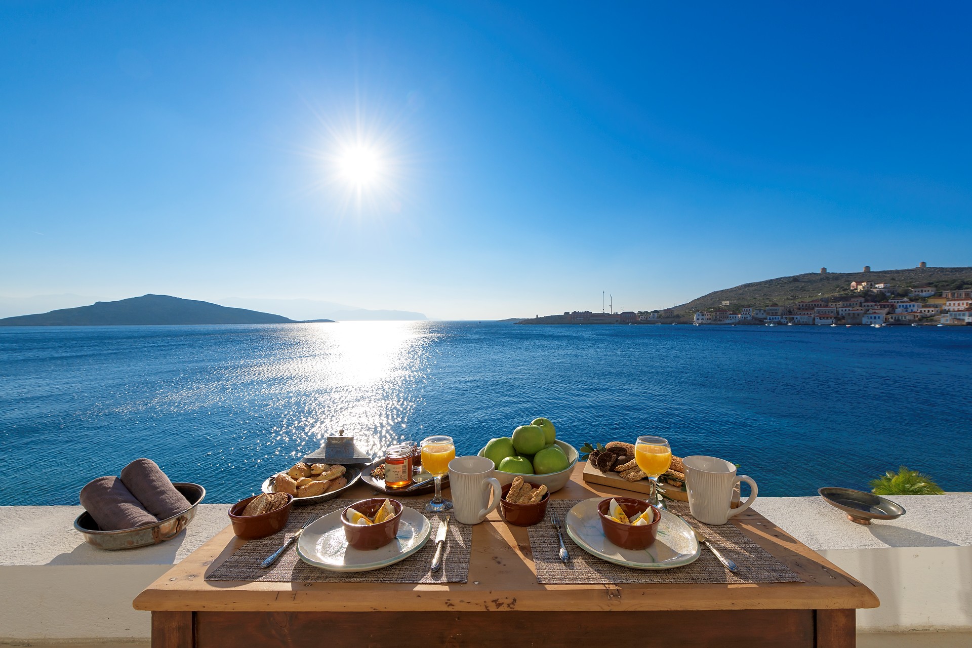 About - Sampatiki Suites
